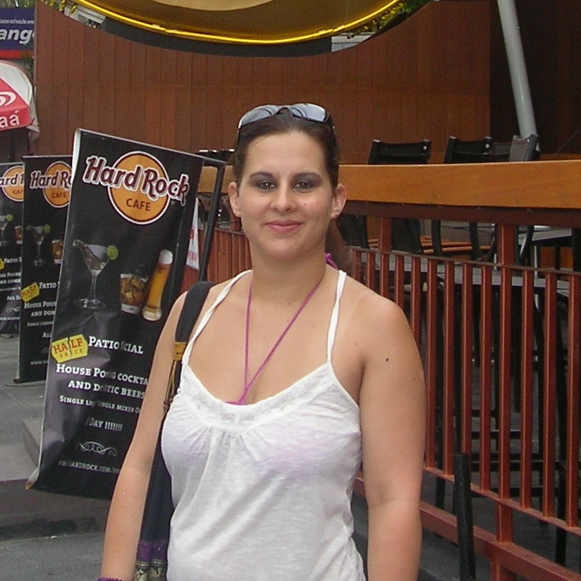 NICOLENE KRIEL | דרום אפריקה | The Fashion Hero (he)