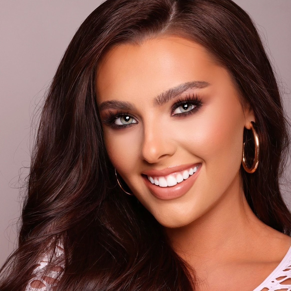 Madison Mace | USA | The Fashion Hero