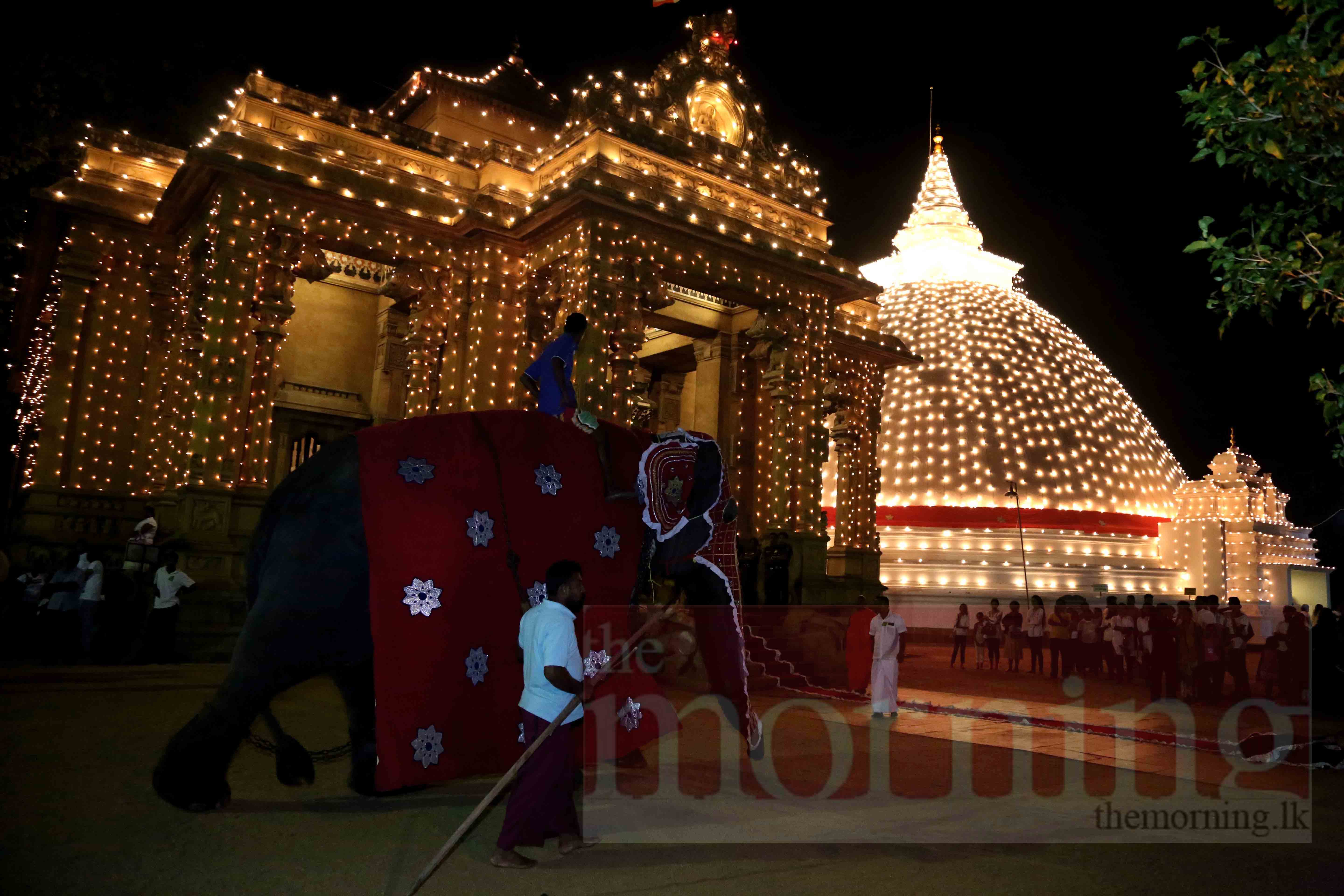 Kelaniya Duruthu Maha Perahera - The Morning - Sri Lanka News