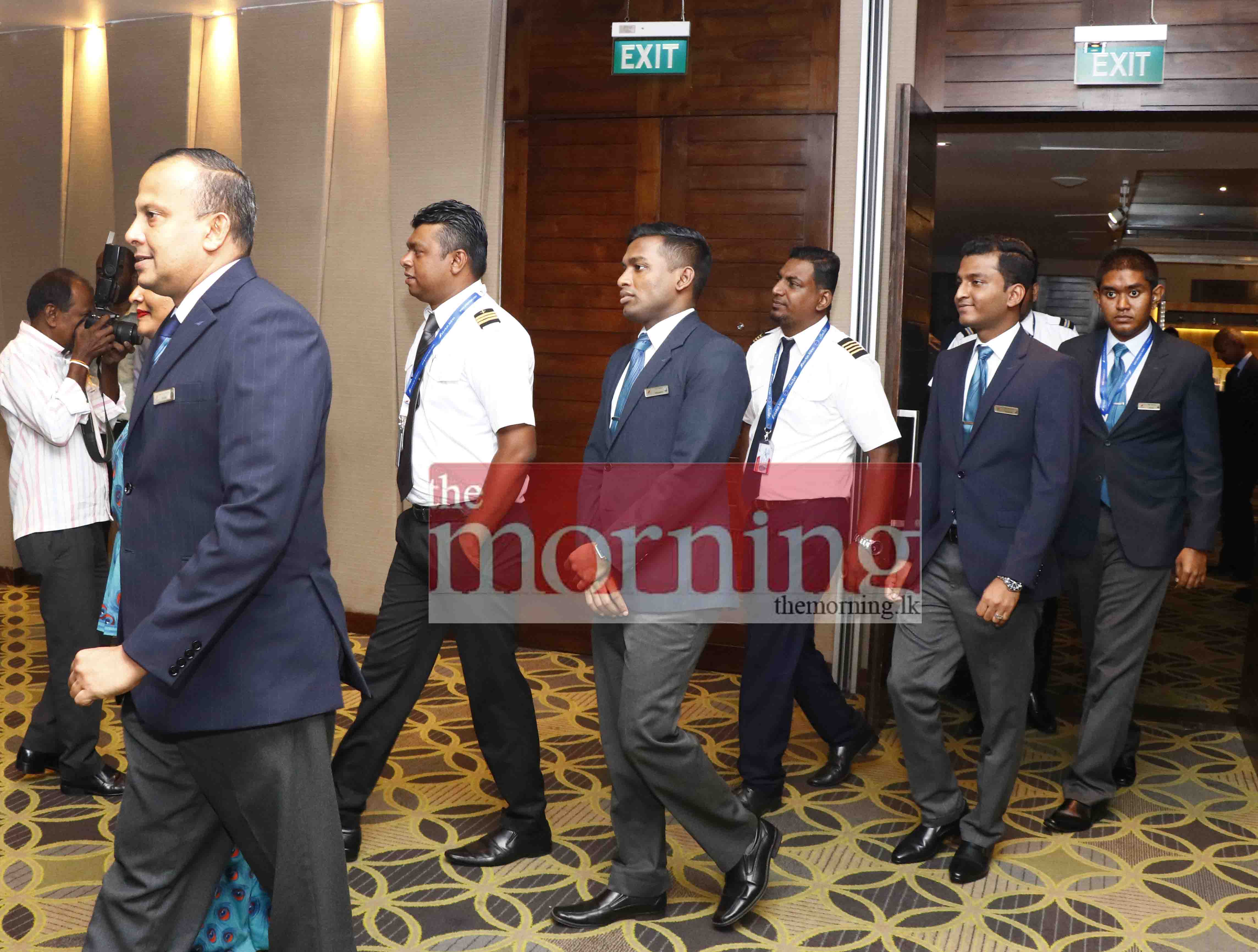 SriLankan mercy mission crew talks to media - The Morning - Sri Lanka News