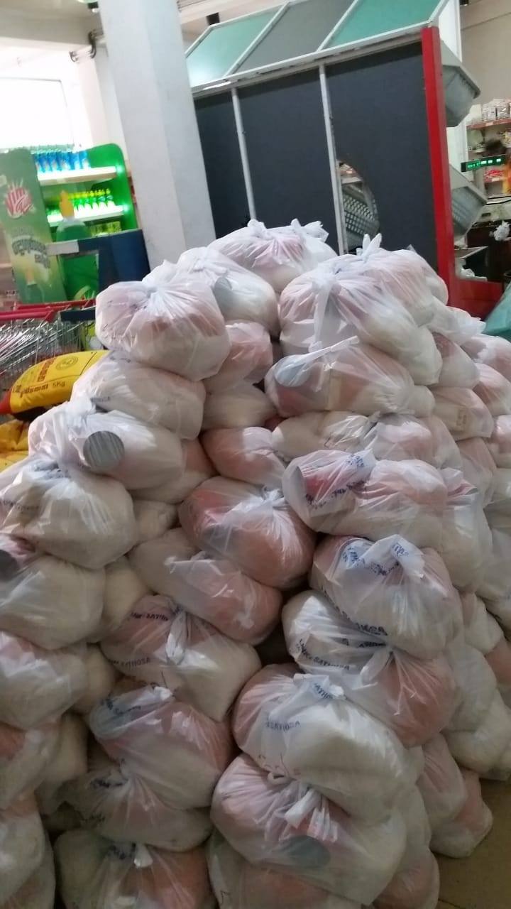 Covid-19 : Food packs for quarantined families - The Morning - Sri ...