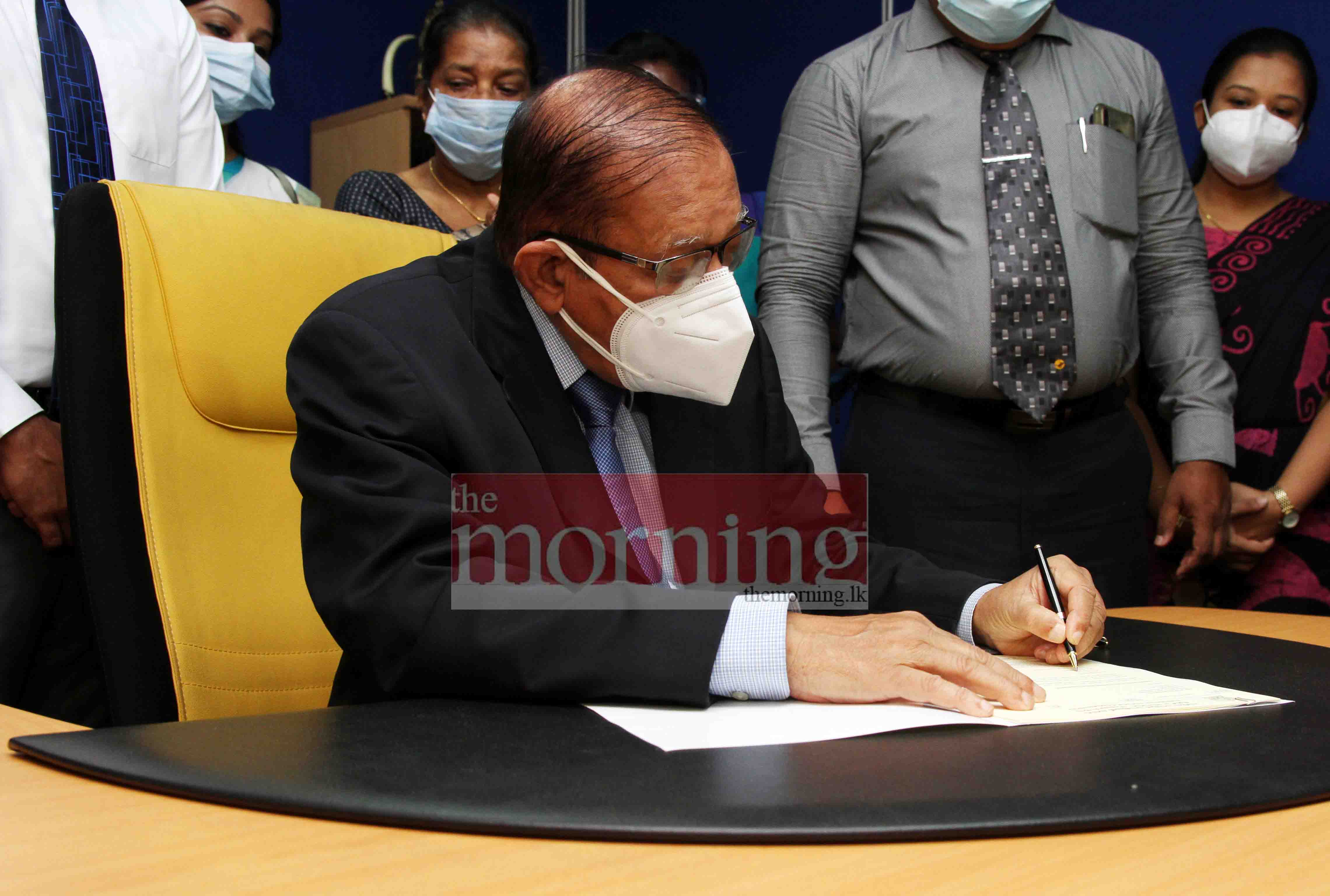 New NPC Chariman Chadra Fernando assumes duties - The Morning - Sri ...