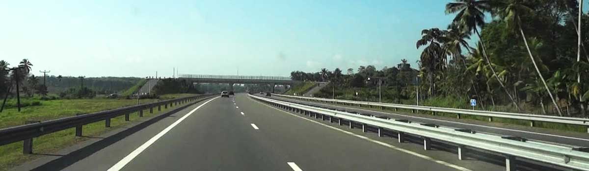 Central Expressway Project: Changing lanes causes delays and losses ...