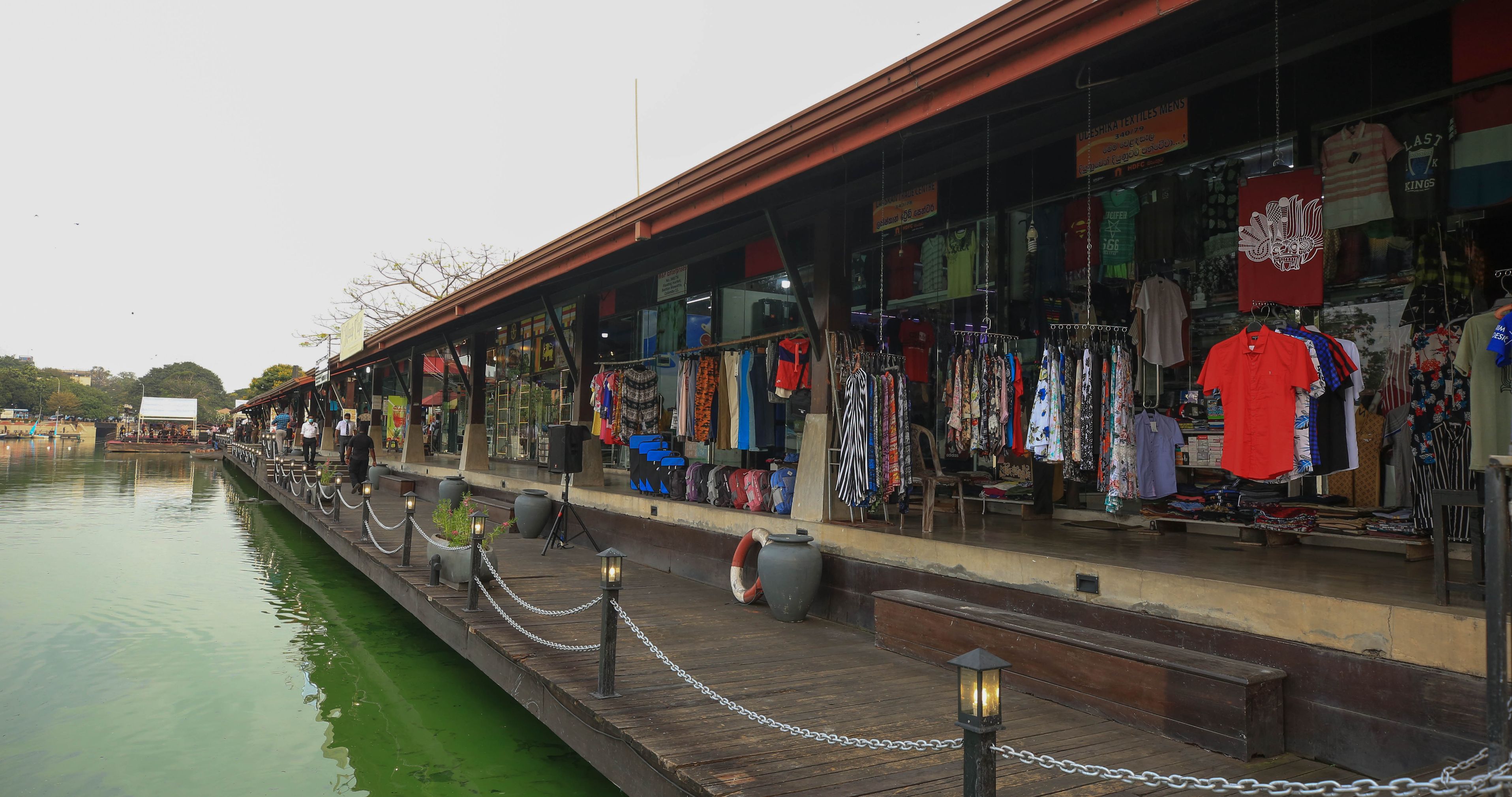 Pettah floating market returns - The Morning - Sri Lanka News