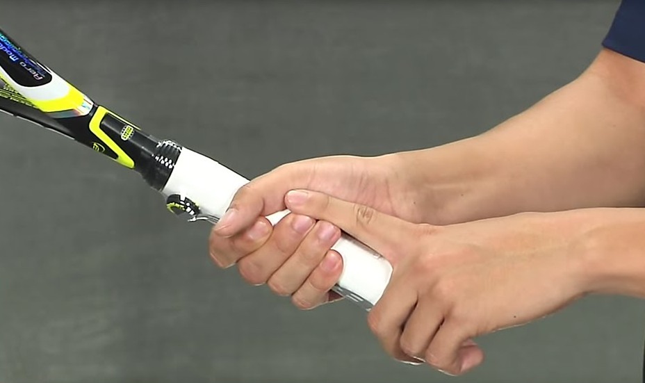 Our weekly Tennis Column by Dinith Pathiraja: How to choose a tennis ...