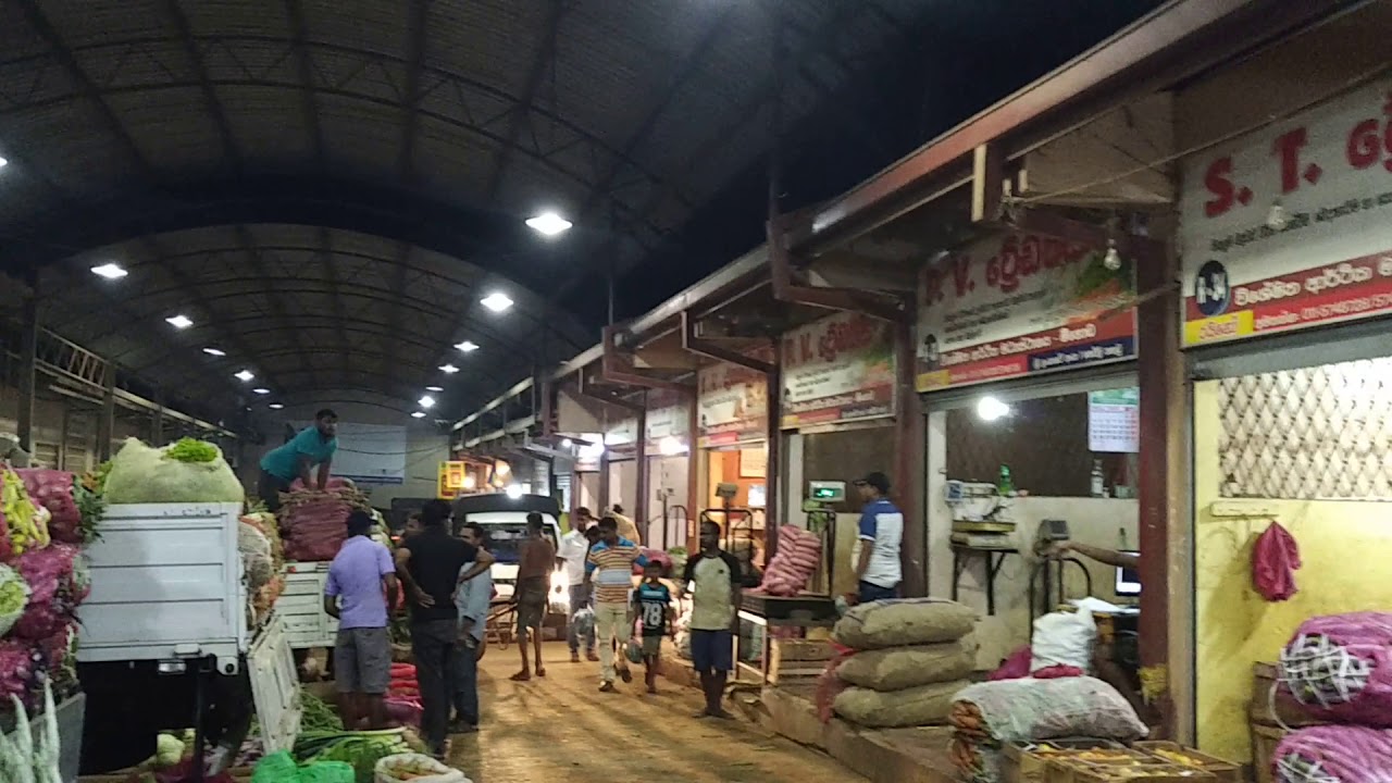 Unvaccinated Meegoda Economic Centre poses Covid risk? - The Morning ...