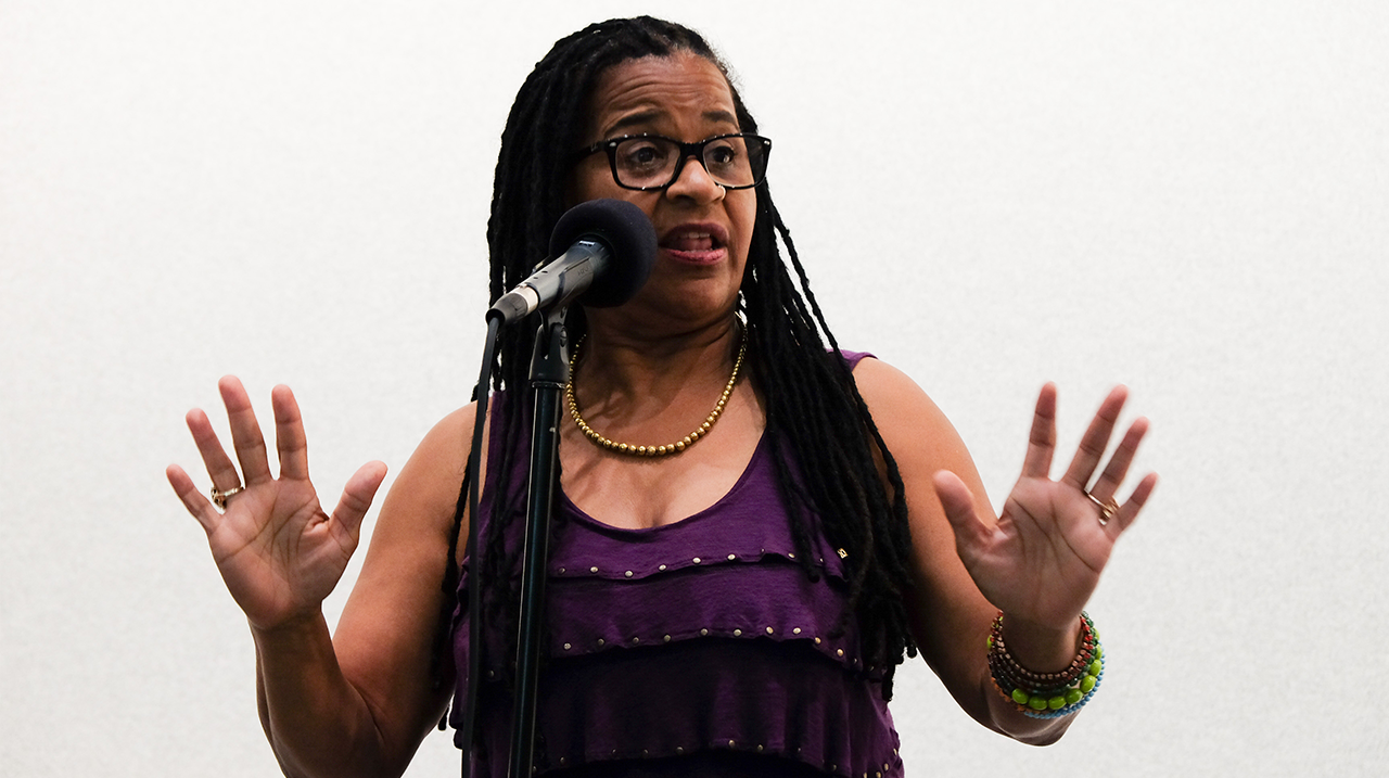 The Moth | Podcast | Put a Fork in It: Annie Share & Pamela Covington