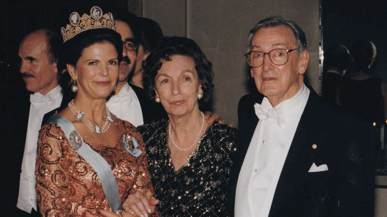 The Moth | Stories | The Princess and the Queen