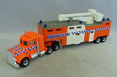 matchbox-convoy-peterbilt-rescue-truck-37098 - The Old Toy Guide