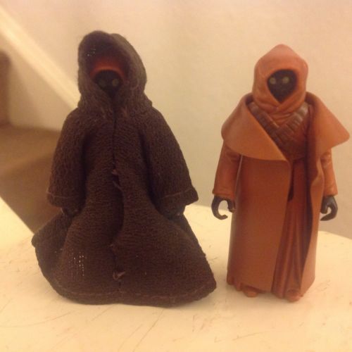 Vintage Star Wars Figures x 2 - Vinyl Caped Jawa & Cloth Caped Jawa ...
