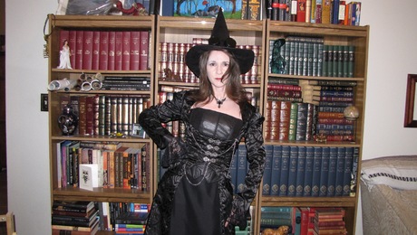 Steampunk Witch - Threads