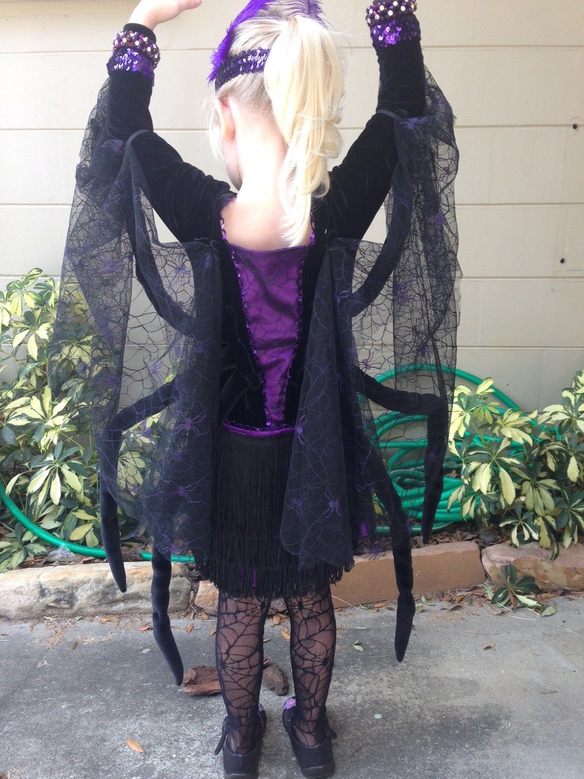 Spider Lady - Threads