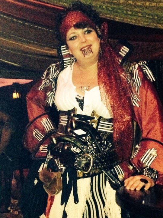 Maori Pirates - Threads