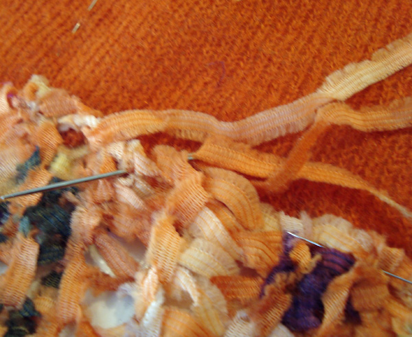 How to Sew a Sweater Using Knitted Fabrics - Threads