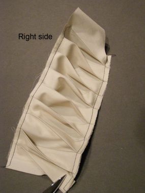 Re-Create Pleated Edging - Threads