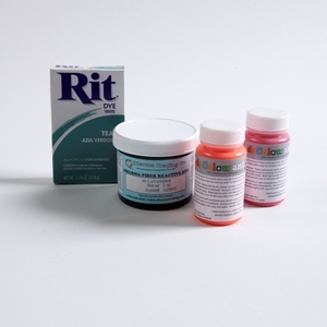 How to Ice Tie Dye: Easy Tutorial for Ice Dyeing Fabric - Threads