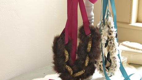 How to Make a Faux-Fur Necklace - Threads