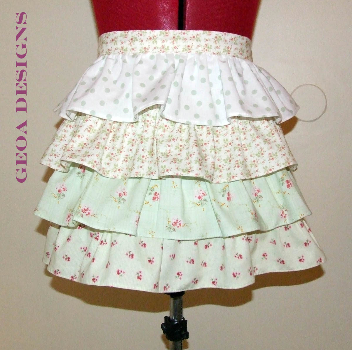 Ruffled Aprons for Summer Party Fun - Threads