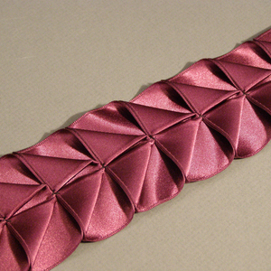 Shell Hem Edge - Threads