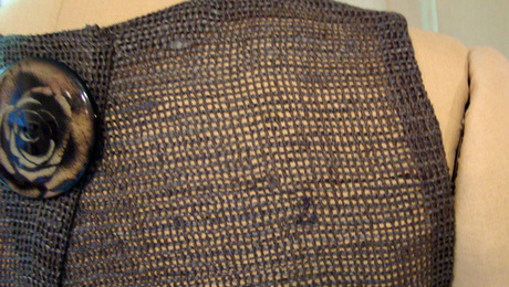 3 Neat Edge Finishes for the Sleeveless Styles of Summer - Threads