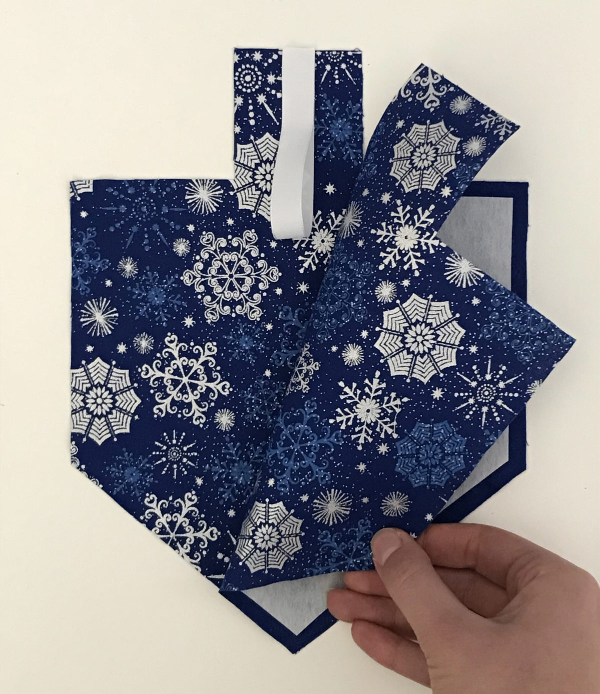 Sew a 3-D Dreidel Ornament - Threads