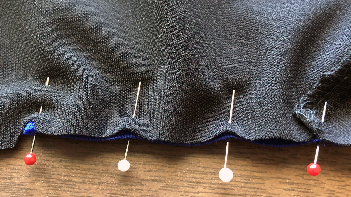 Neckline Binding for Knits - Threads