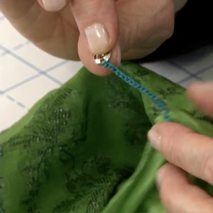 Video: How to Make Thread Bars and Chains - Threads