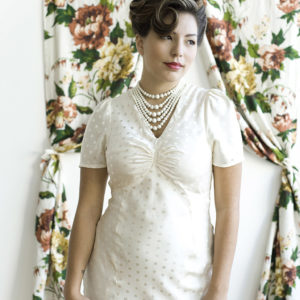 Pattern Review of Vogue 2979 Traditional Wedding Dress