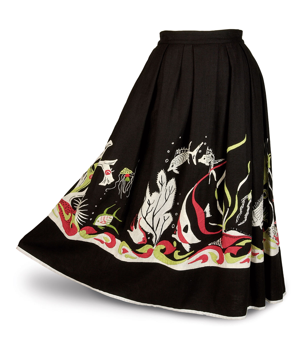 How to Sew an Elegant Velvet Appliqué - Threads