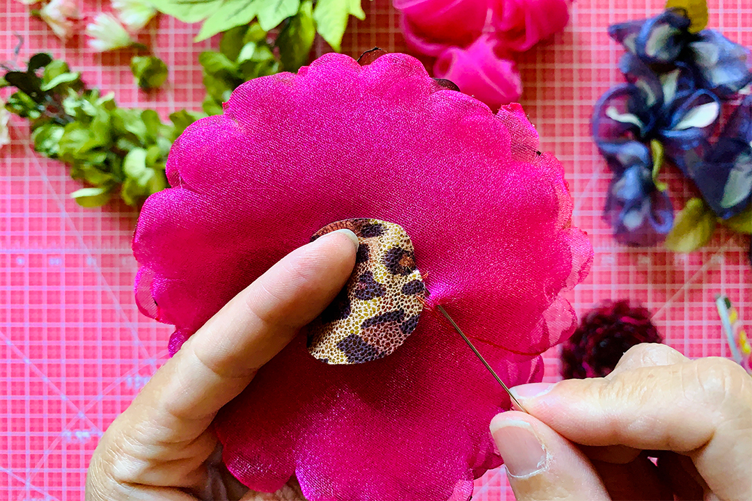 Learn to Sew Fabric Flowers - Threads