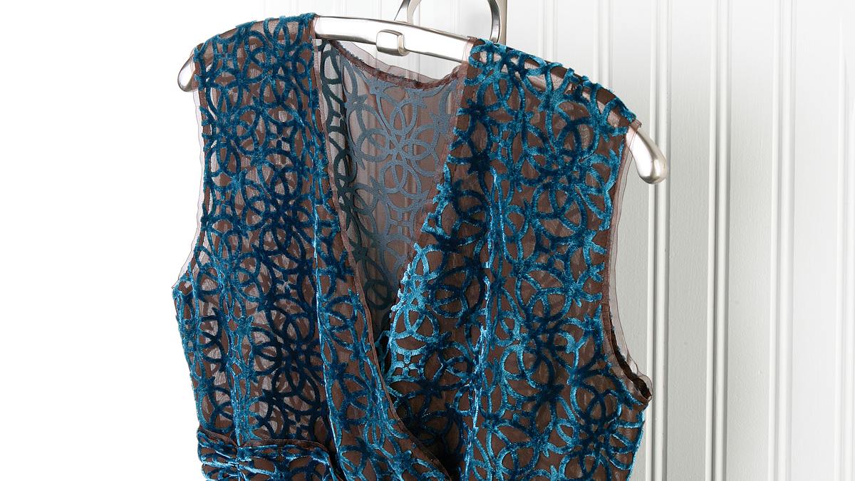 Working with Devoré Velvet - Threads