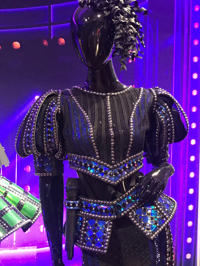 A Must-See Costume Exhibition as Broadway Shows Return - Threads