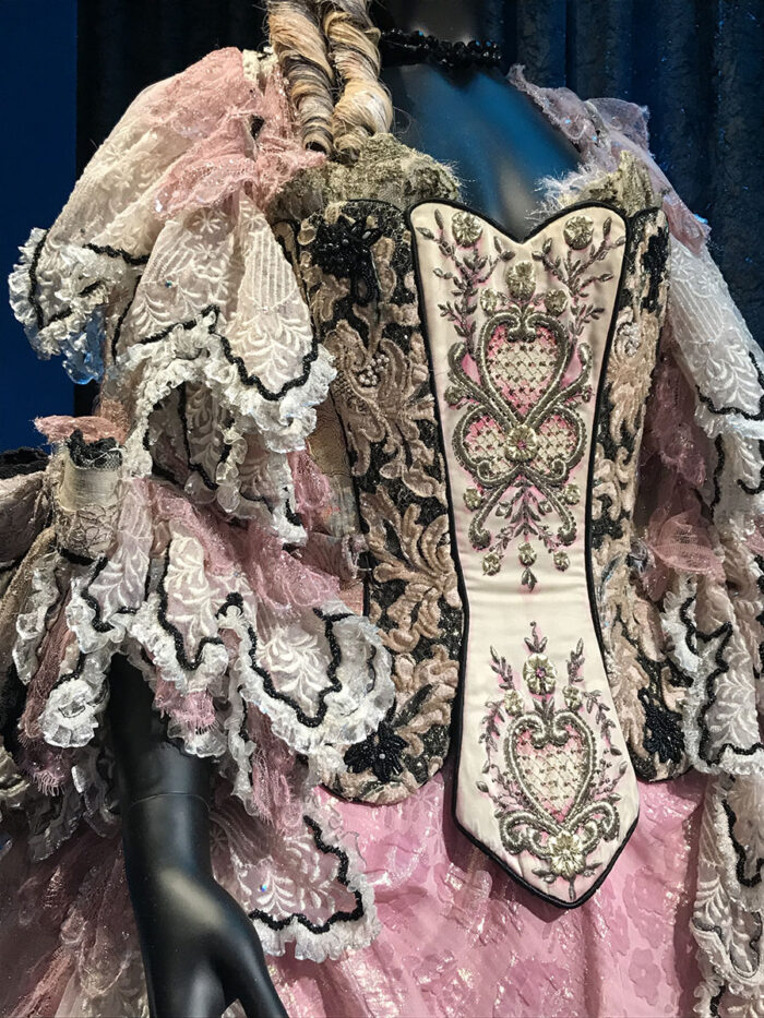 A Must-See Costume Exhibition as Broadway Shows Return - Threads