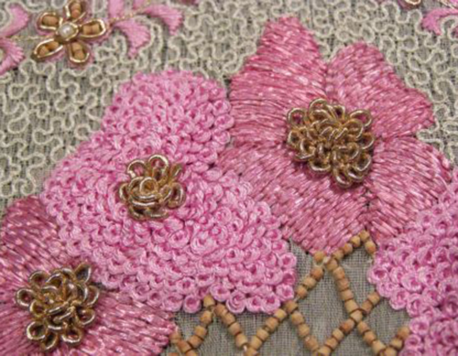 An Exquisite Beaded Embroidery Sleeve - Threads