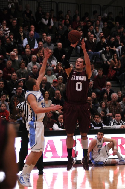 NOTEBOOK: Men's Basketball Relies on Three-Point Arc in Win Against Cal ...