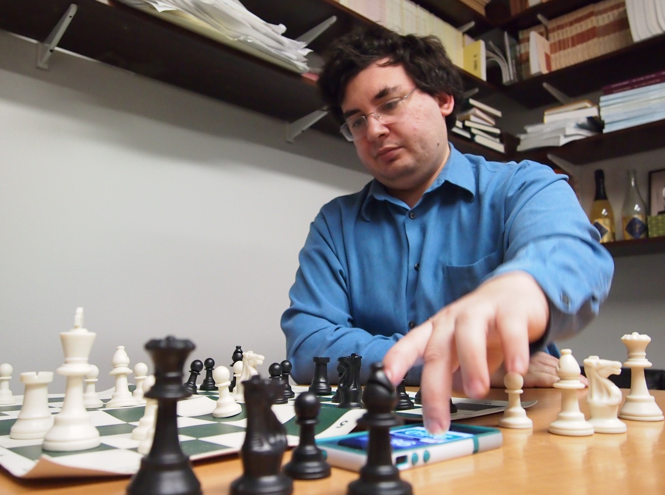 Blitzstein vs. Elkies Chess Game | Magazine | The Harvard Crimson