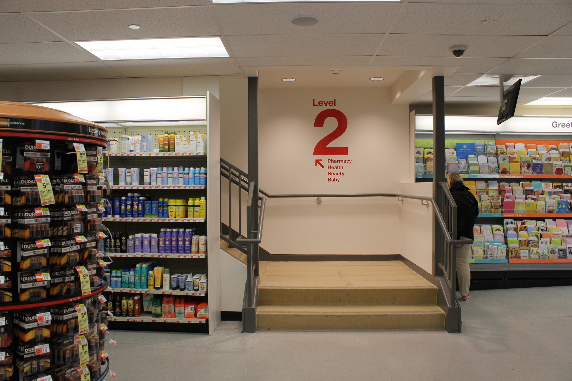 New 24-Hour CVS Opens at 6 JFK Street | News | The Harvard Crimson