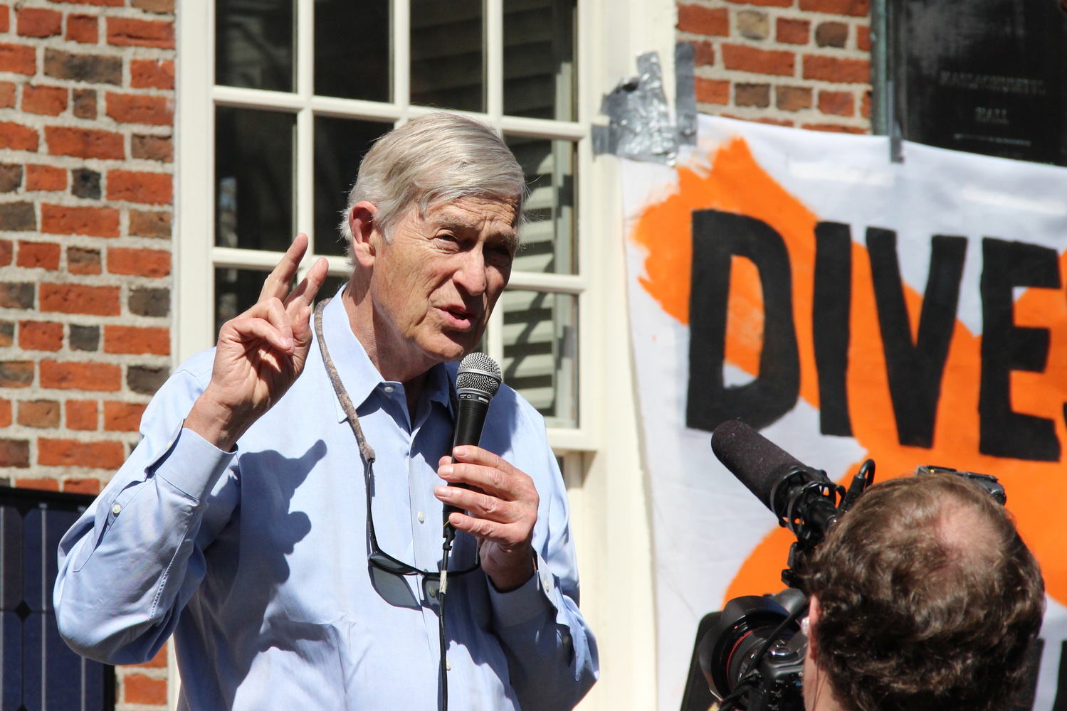 Senator Tim E. Wirth on Divestment | News | The Harvard Crimson