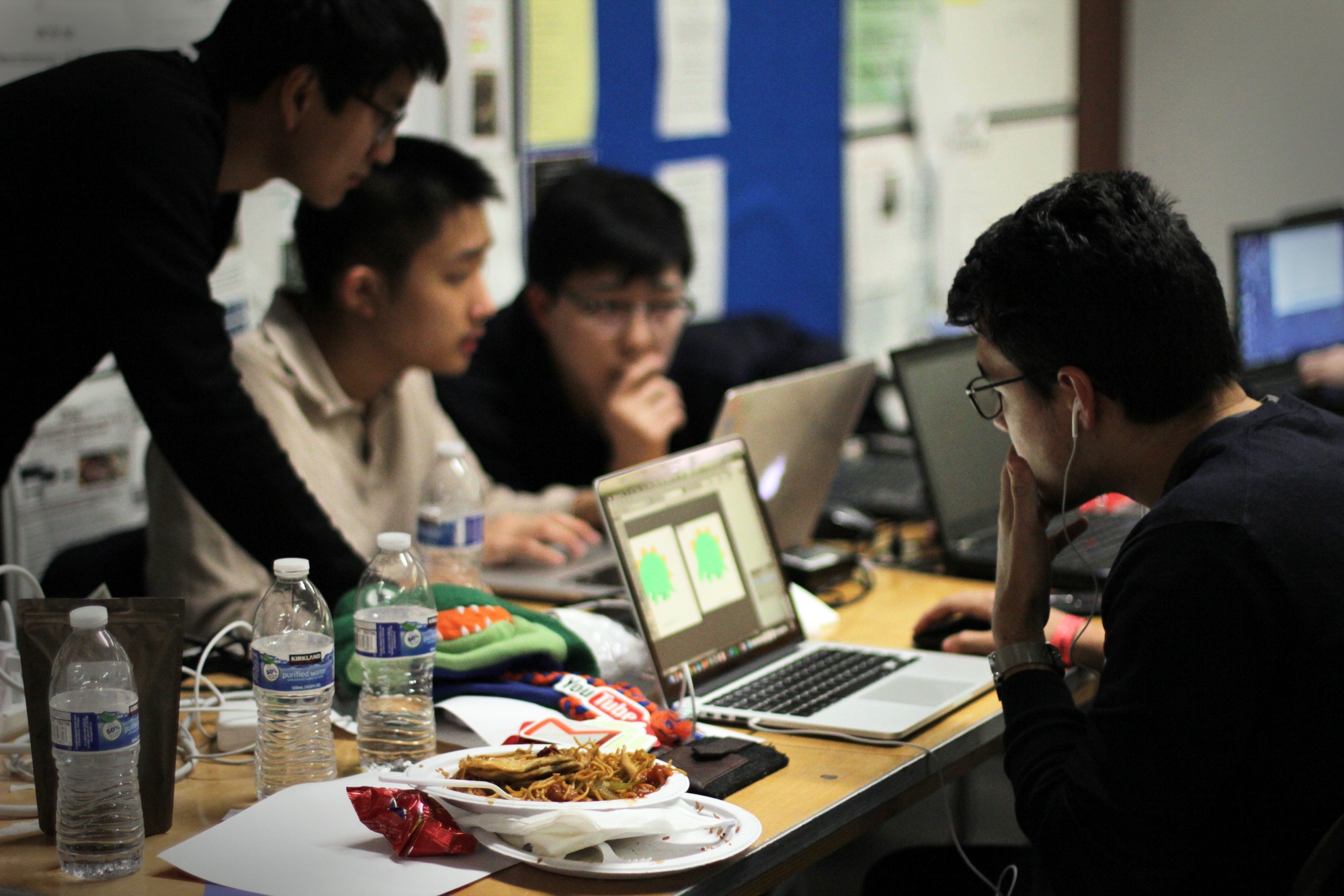 Students Code For 36 Hours At HackHarvard | News | The Harvard Crimson