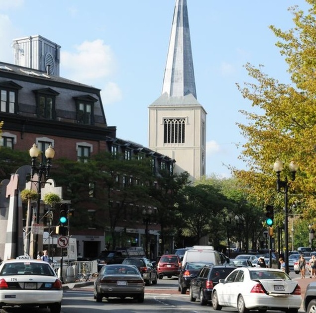 Harvard Square Chained Down | News | The Harvard Crimson