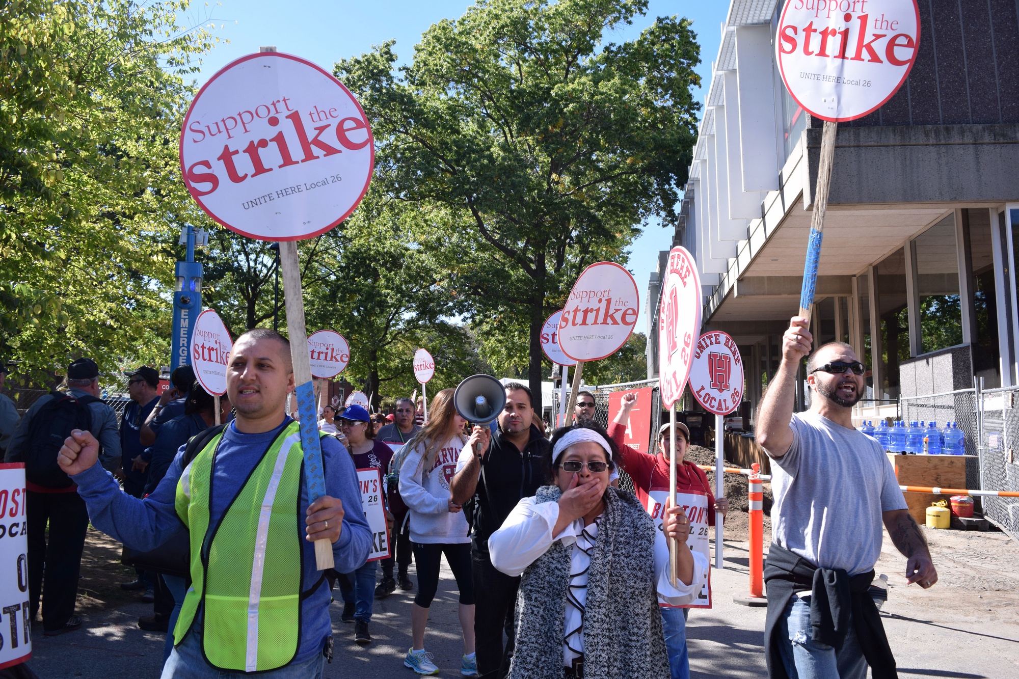 Second Day of Strike Draws Supporters from Boston | News | The Harvard ...