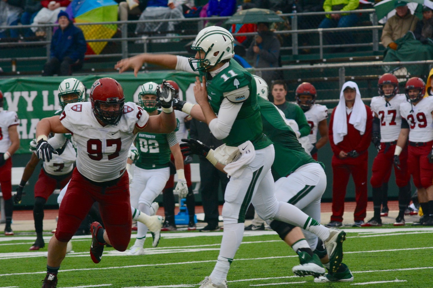 Football Escapes Dartmouth, 23-21, to Remain First in Ivy League ...