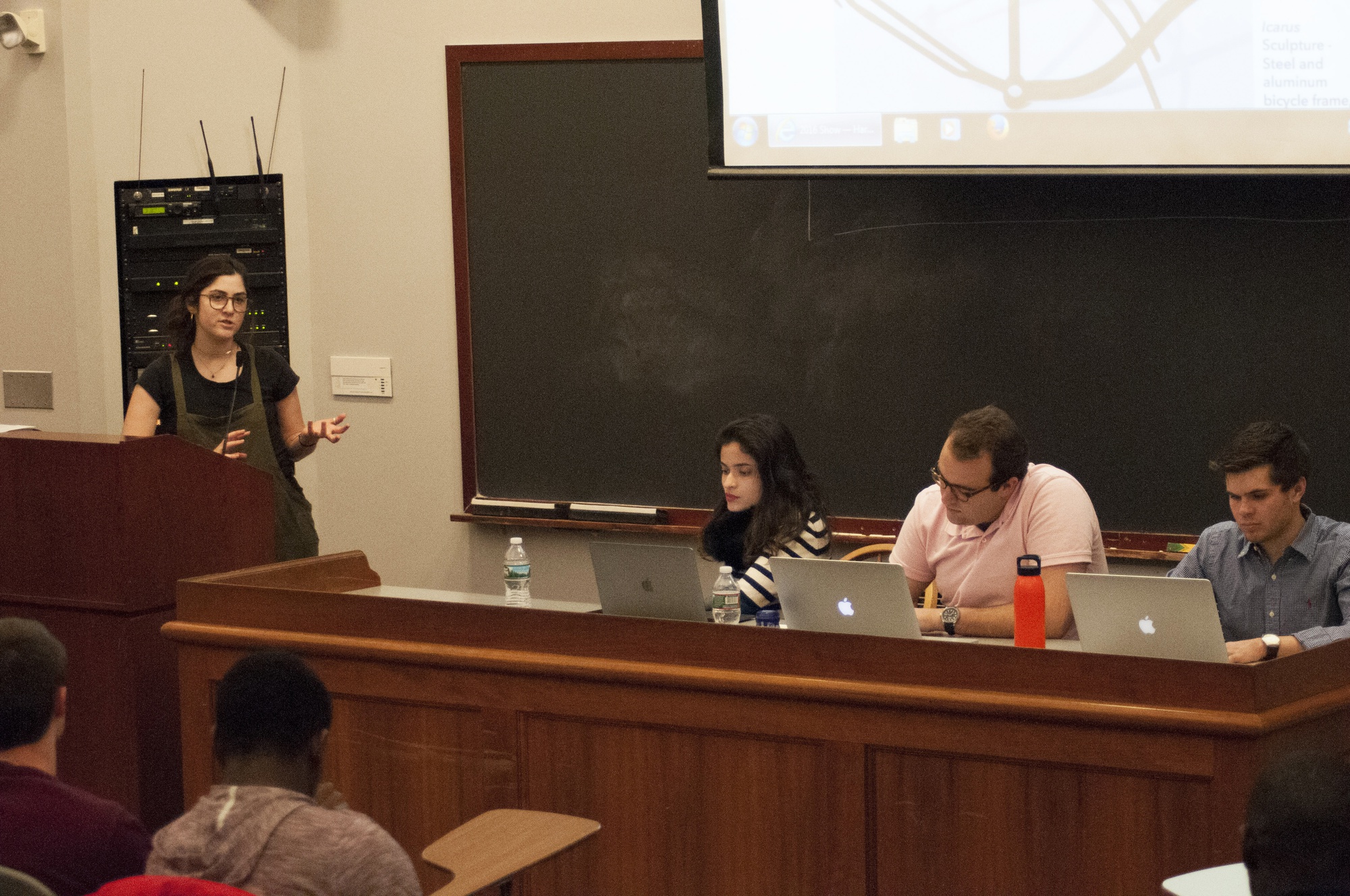 UC Debates Retroactive Funding for Freshman Class Committee Event ...
