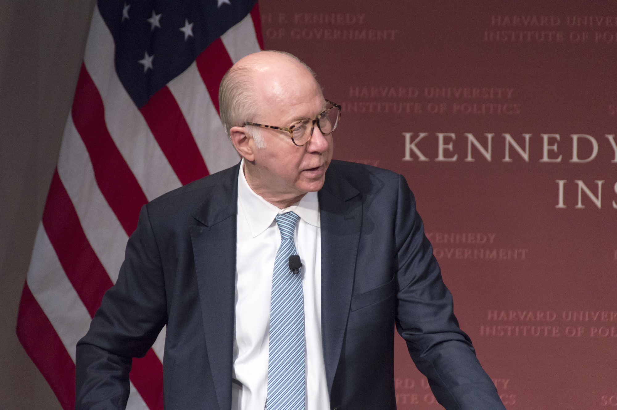 HKS Professor David Gergen Remembered as Adept Washington Insider ...