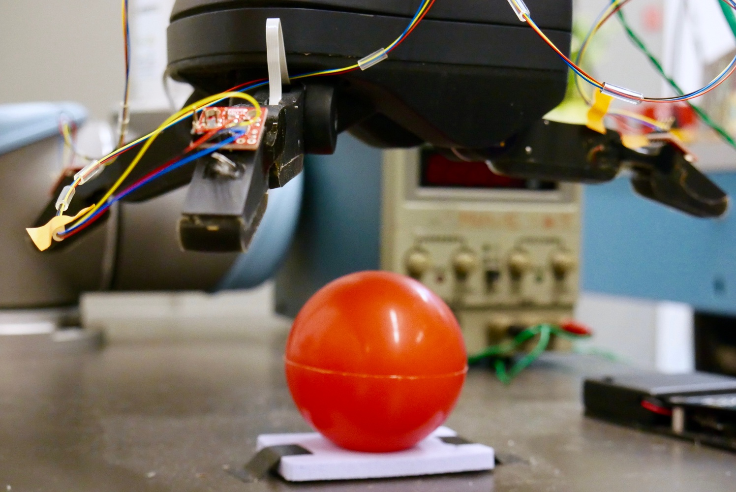 Robot + Ball | Magazine | The Harvard Crimson
