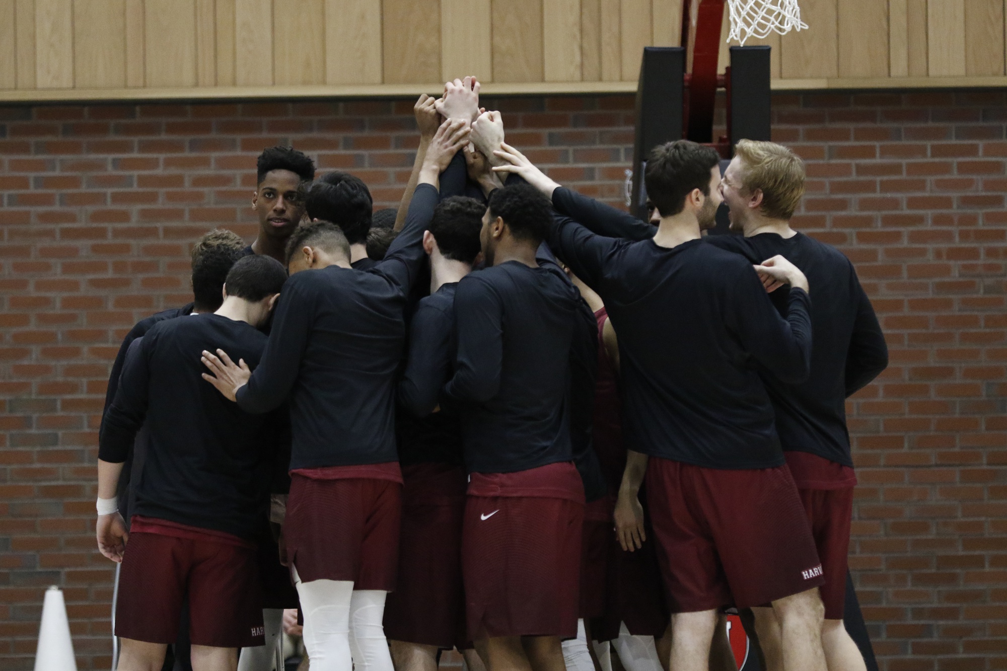 A Beginner's Guide to March Madness: Harvard Edition | Sports | The ...