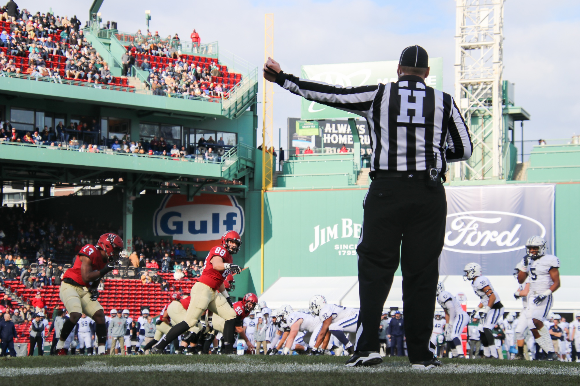 Harvard Students Celebrate 135th Game Victory — Less So The Venue ...