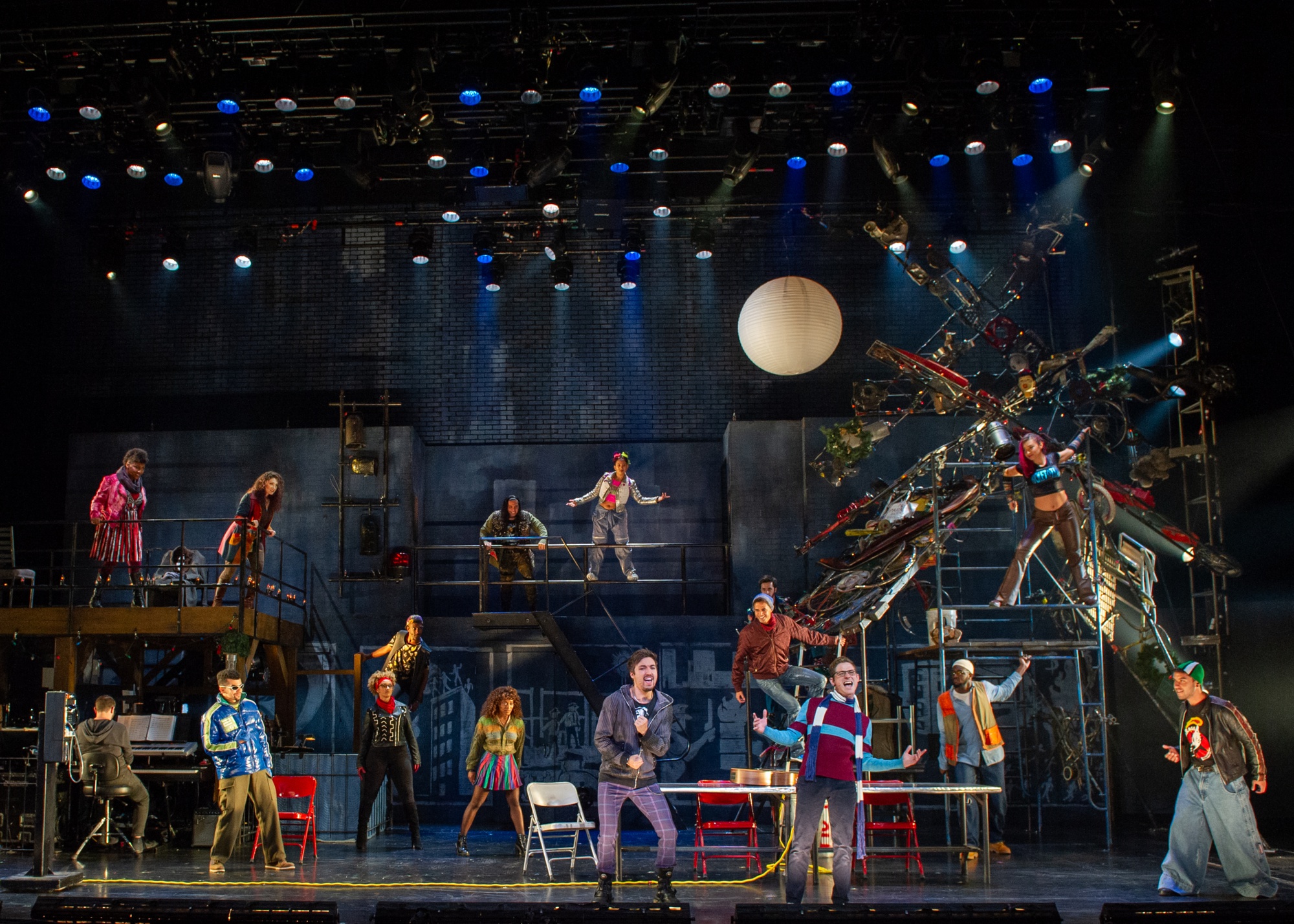 20 Years Later, 'Rent' Extends Its Lease | Arts | The Harvard Crimson