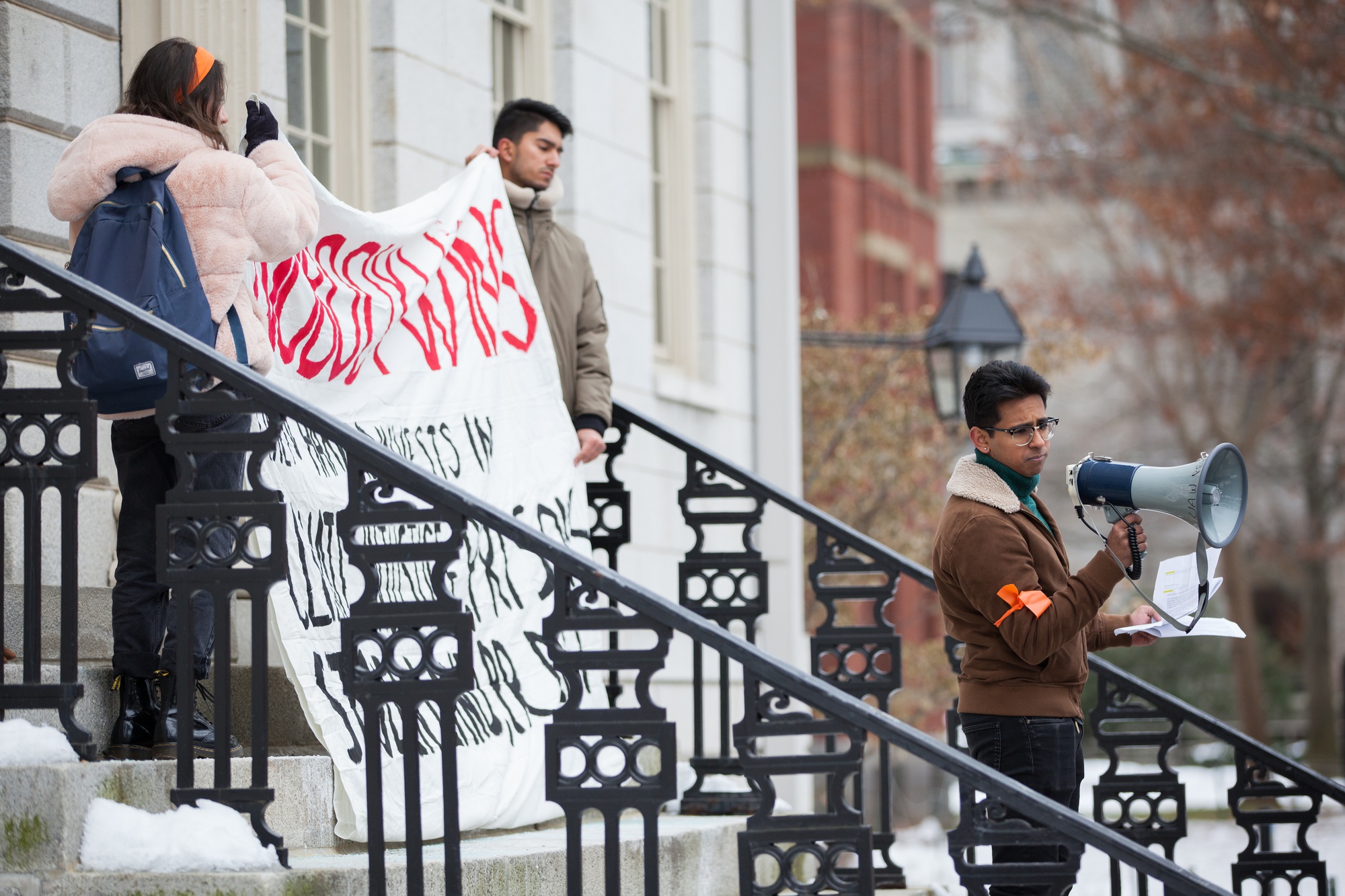 Divest Activists and HGSU Rally in Harvard Yard for Fossil Fuel ...