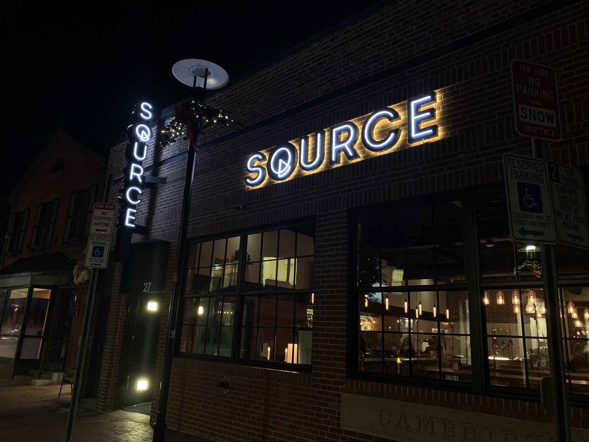 Source Serves Up a Slice in the Square | News | The Harvard Crimson